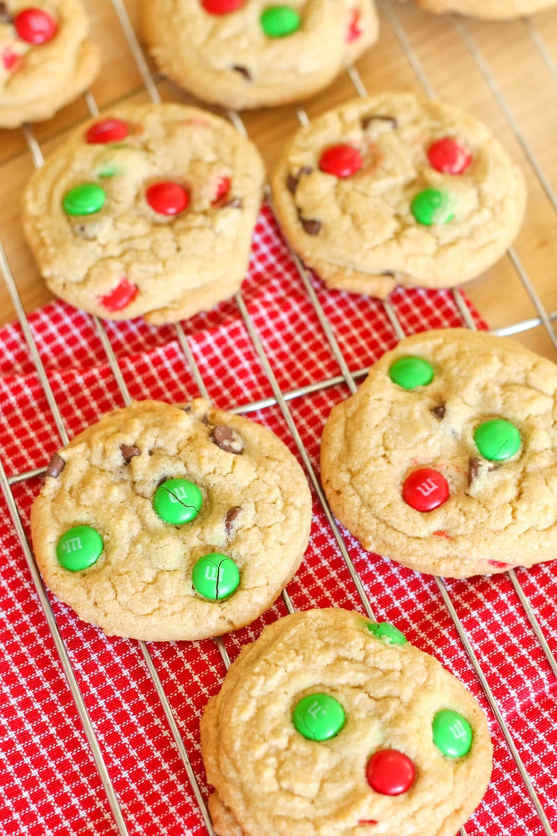 Christmas M&M Cookies - All Things Mamma