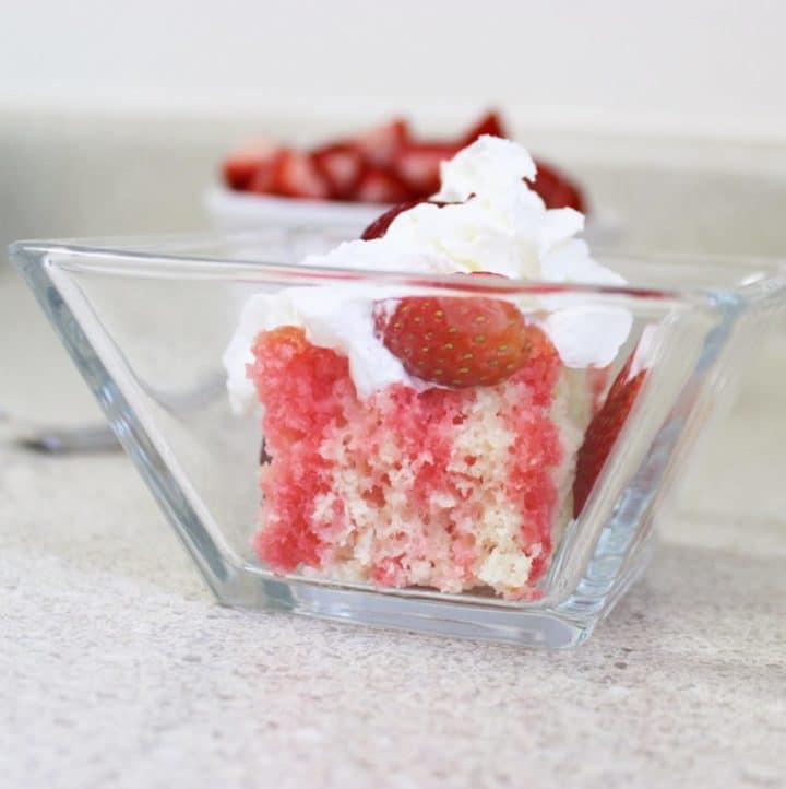 35+ Easy Ways to Turn a Box of Cake Mix Into an Amazing Dessert