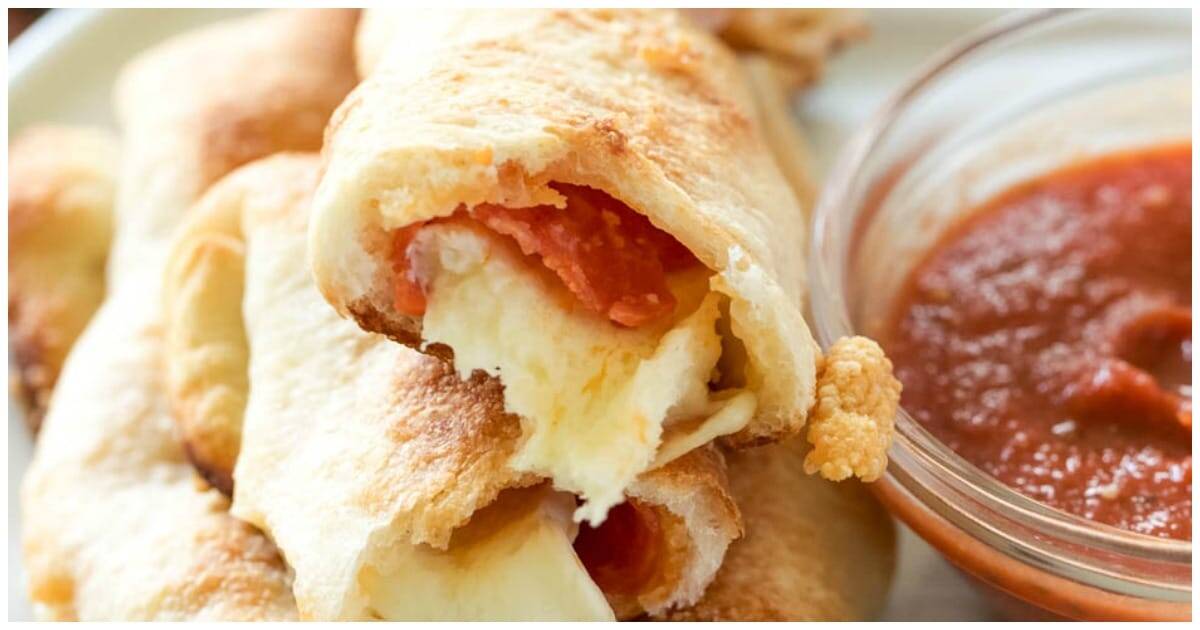 The Easiest Pepperoni Rolls Recipe - All Things Mamma