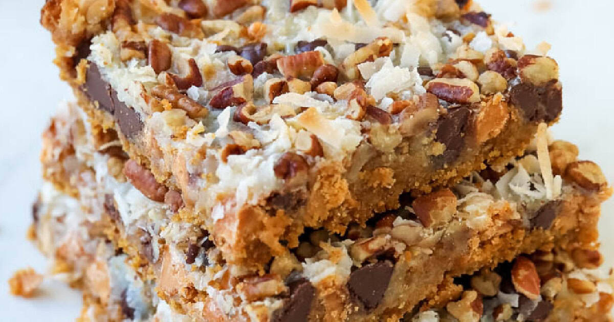 EASY 7-Layer Magic Cookie Bars - All Things Mamma