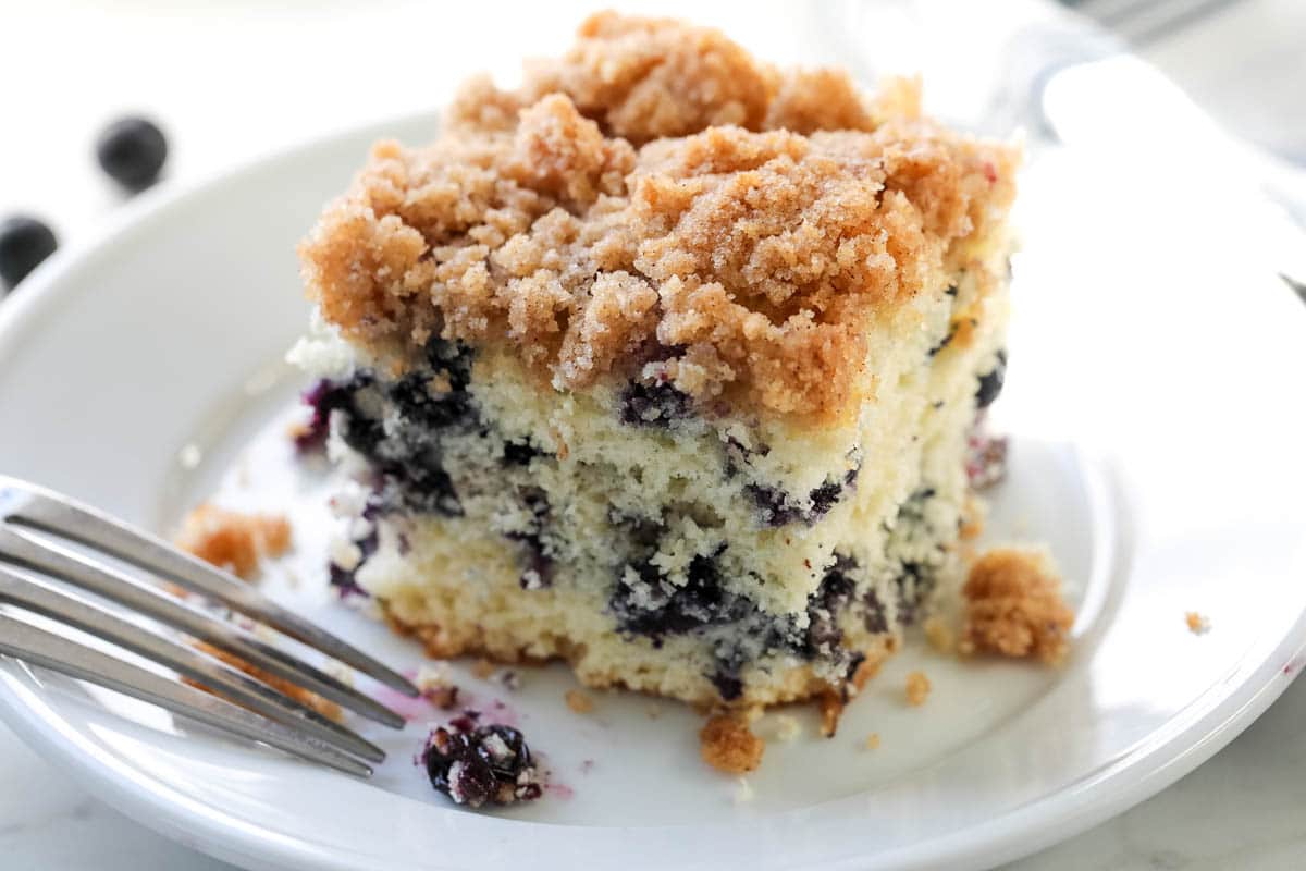 Old-Fashioned Blueberry Buckle Cake Recipe - All Things Mamma