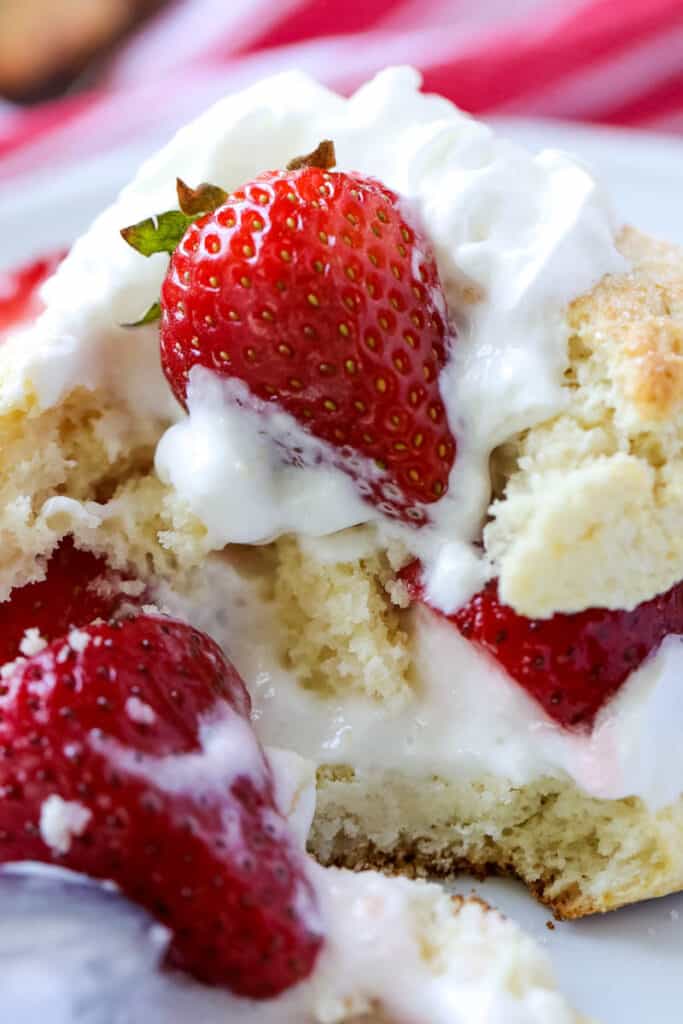 Quick and Easy Bisquick Strawberry Shortcake - All Things Mamma