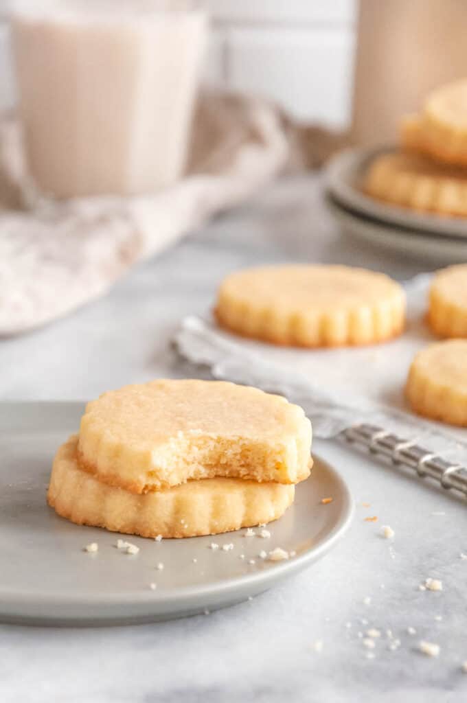 Classic Shortbread Cookies | All Things Mamma