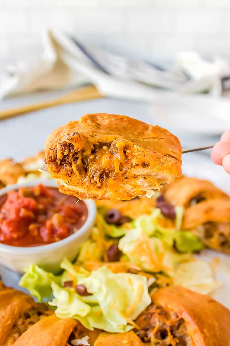 Easy Crescent Roll Taco Ring Recipe | All Things Mamma