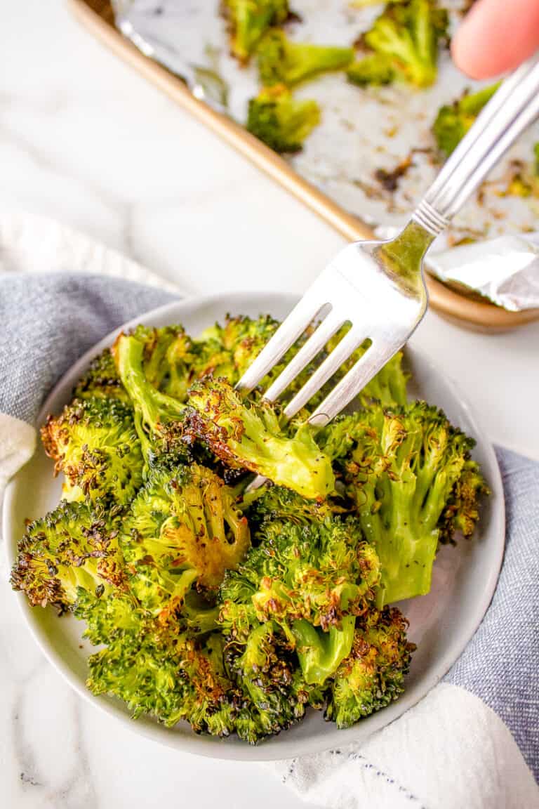 Easy Roasted Broccoli Recipe | All Things Mamma