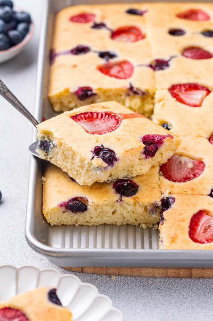 7 Best Sheet Pans for Baking - All Things Mamma