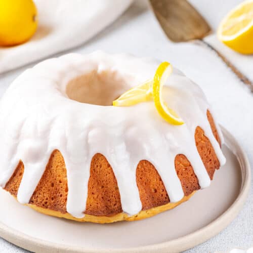 15 Beautiful Spring Cakes