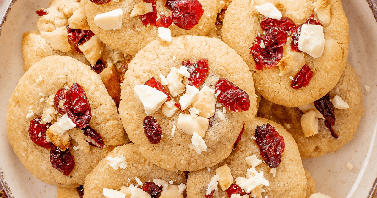 Cranberry White Chocolate Chunk Cookies | All Things Mamma