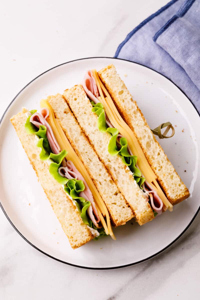 Homemade White Sandwich Bread Recipe | All Things Mamma