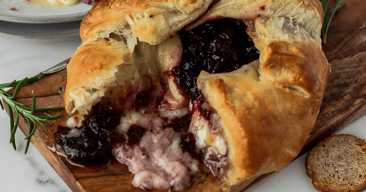 Easy Baked Brie Recipe | All Things Mamma