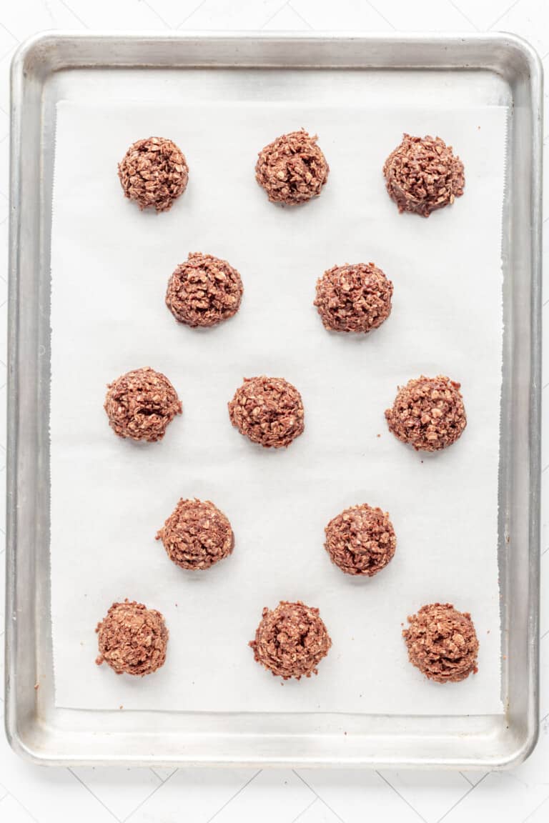 Why Do Cookies Spread (And How to Stop It!) - All Things Mamma