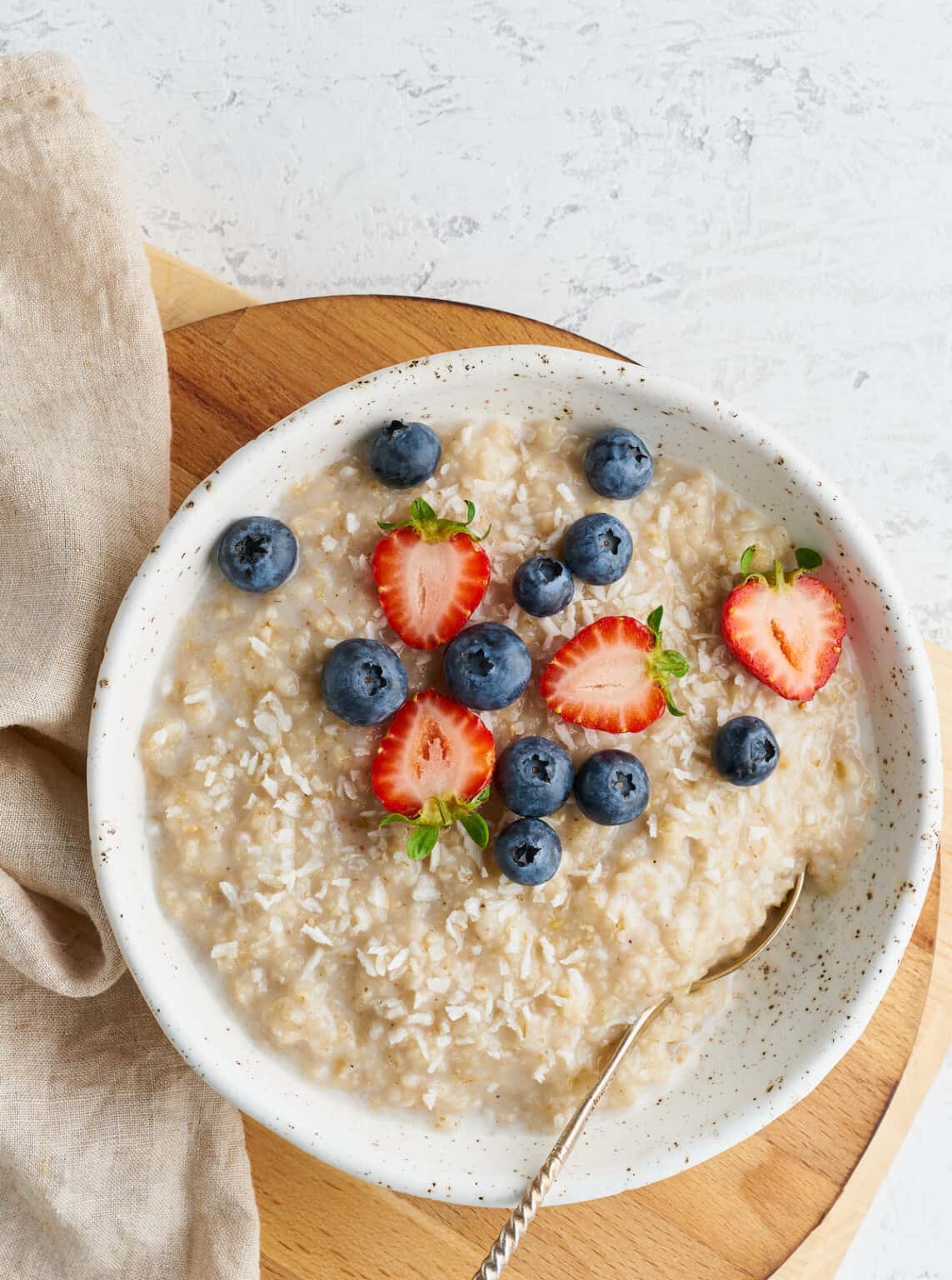 How to Cook Oatmeal on the Stovetop - All Things Mamma