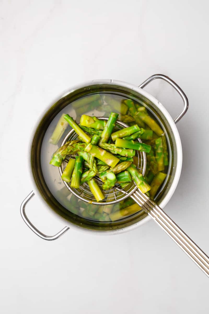 How To Cut Asparagus (Slicing, Trimming, and Shaving) - All Things Mamma