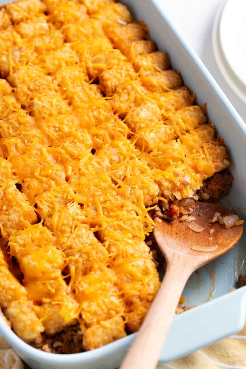 Easy Cheeseburger Tater Tot Casserole | All Things Mamma