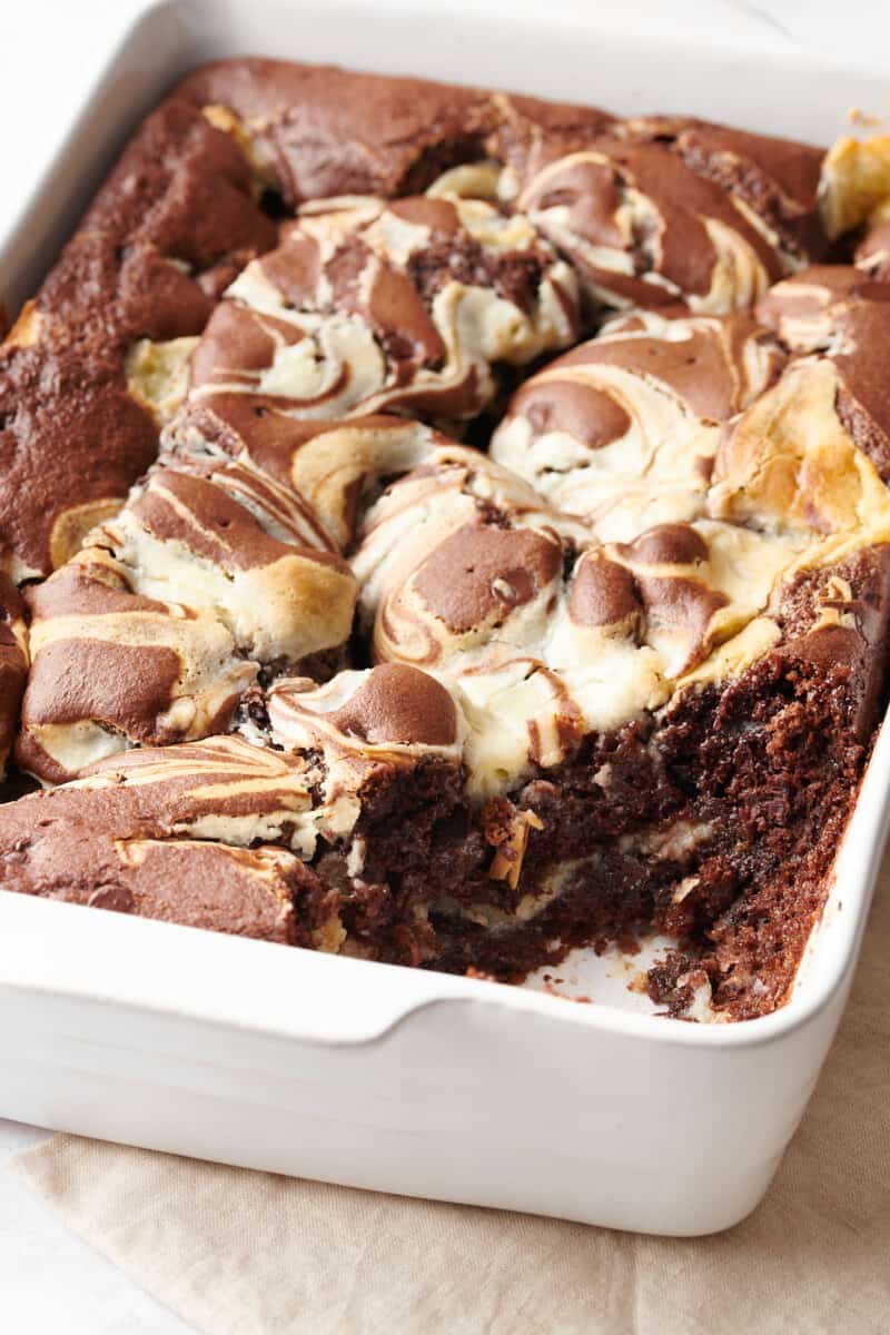 Gooey Chocolate Earthquake Cake Recipe | All Things Mamma