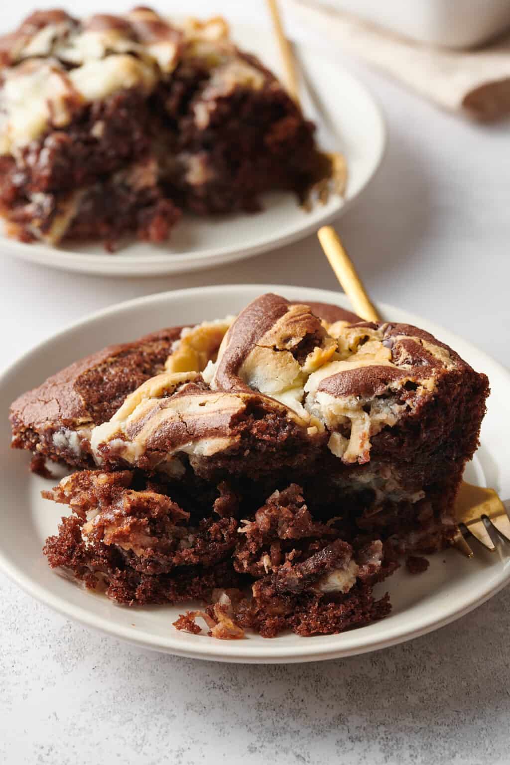 Gooey Chocolate Earthquake Cake Recipe | All Things Mamma