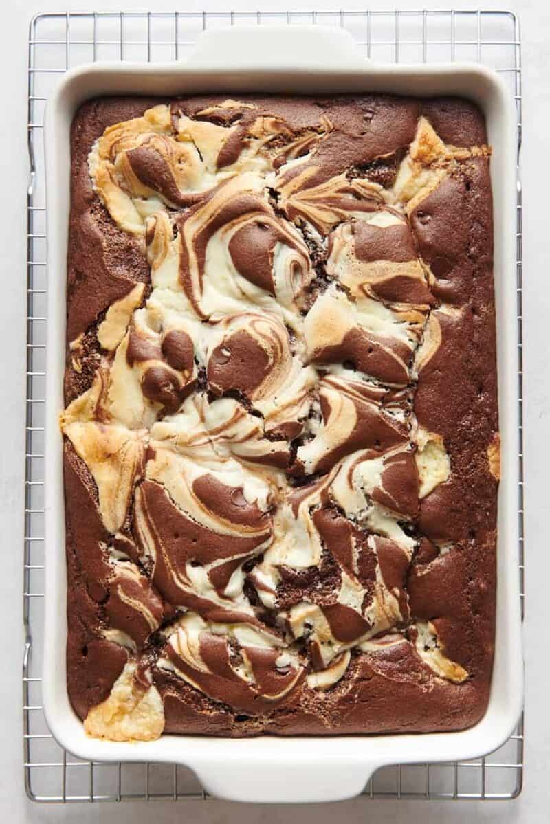 Gooey Chocolate Earthquake Cake Recipe | All Things Mamma