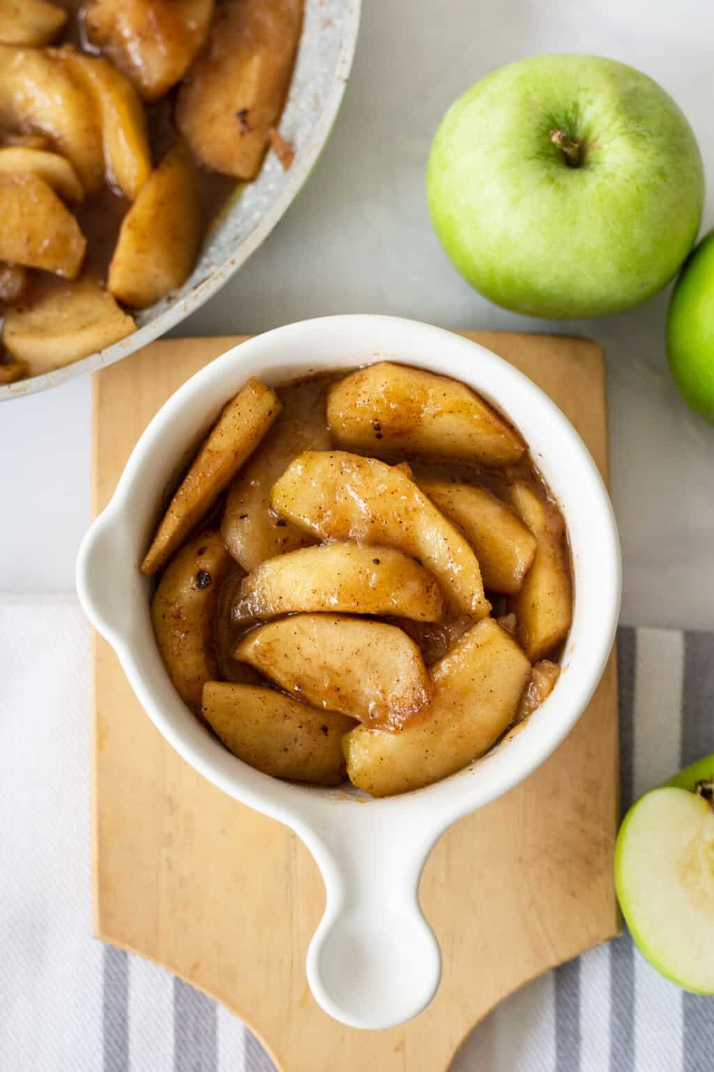 Copycat Cracker Barrel Fried Apples | All Things Mamma