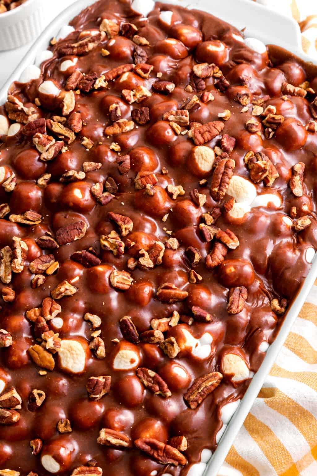 Mississippi Mud Cake (With Boxed Cake Mix!) | All Things Mamma