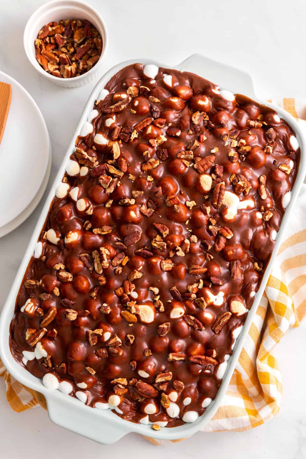 Mississippi Mud Cake (With Boxed Cake Mix!) | All Things Mamma