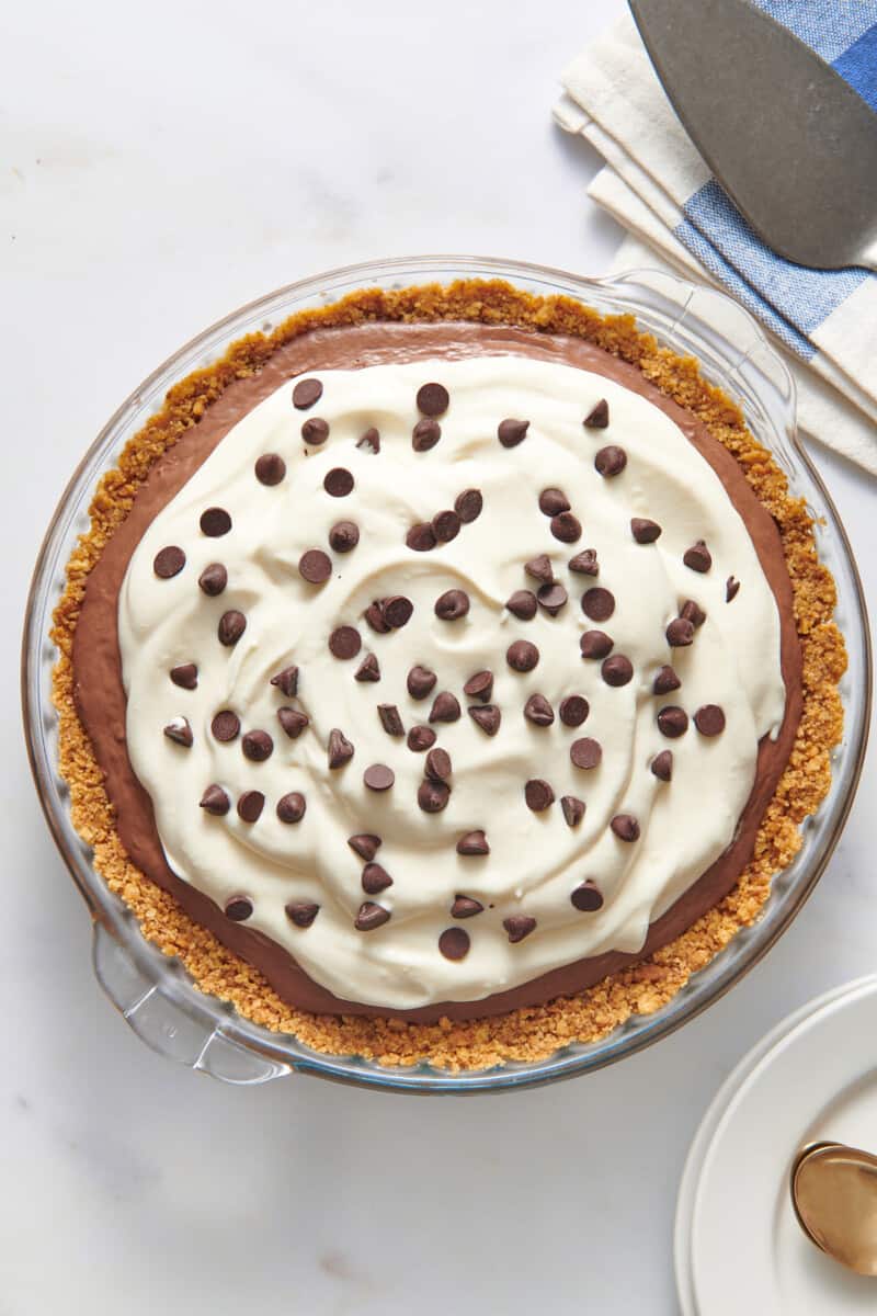 Chocolate Pudding Pie with Graham Cracker Crust | All Things Mamma