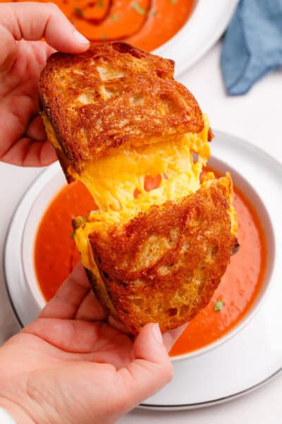 The Best Grilled Cheese Recipe – Crispy, Cheesy, and So Easy!